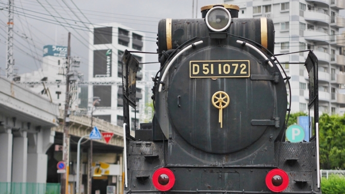 散歩 神戸駅前の蒸気機関車「D51 1072」を眺めてきた